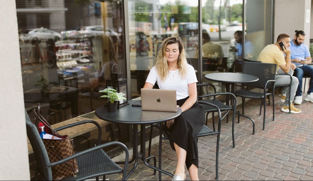 Challenges with Distance Learning - Diplomatic Language Services